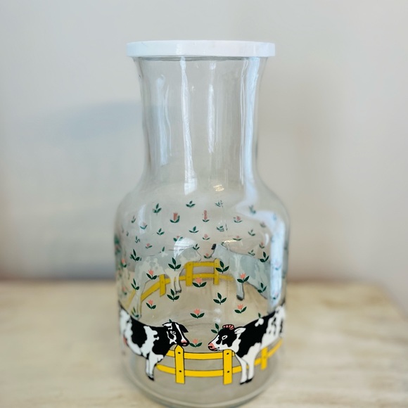 Anchor Hocking | Kitchen | Vintage 987 Anchor Hocking Glass Cow Pitcher ...